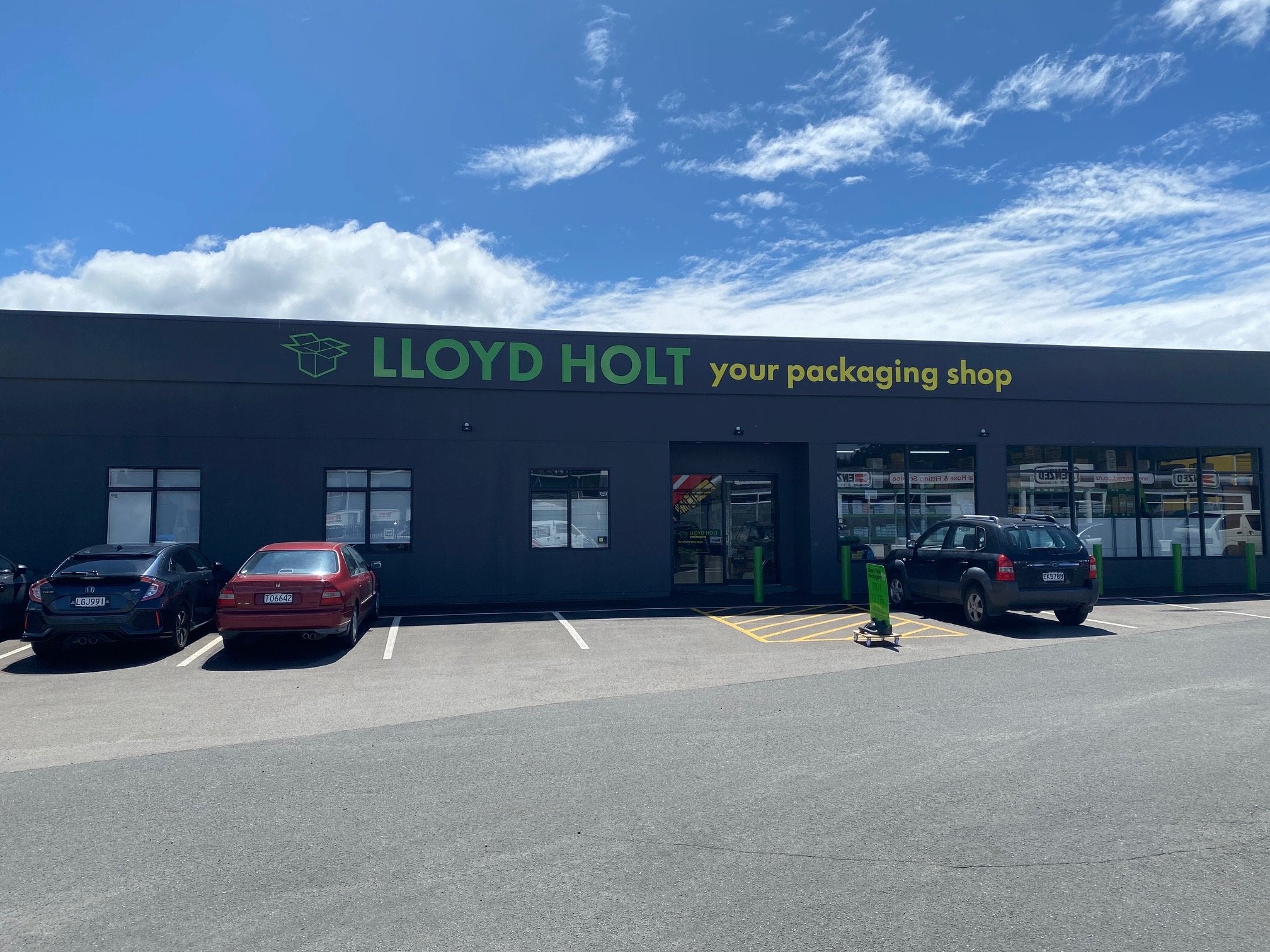 Contact Us – Lloyd Holt Packaging